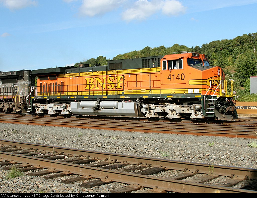BNSF 4140